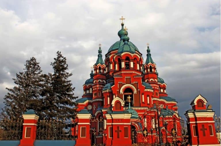 7 Beautiful Russian Churches That Look Like They’ve Been Taken Out Of ...