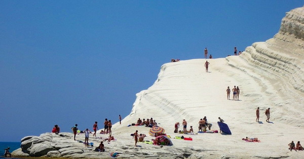 15 Of The World's Strangest Beaches - Elite Readers