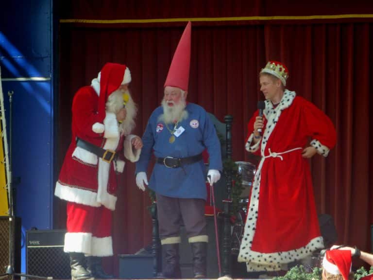 Here’s What Santa Claus Looks Like In Different Countries – Elite Readers