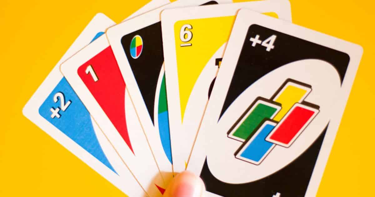 UNO Clarifies You Can t Stack 4 And 2 Cards Elite Readers