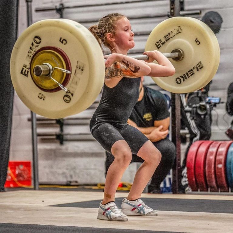 Meet The World’s Strongest Girl Who Can Deadlift 80kg At 7 Years Old – Elite Readers