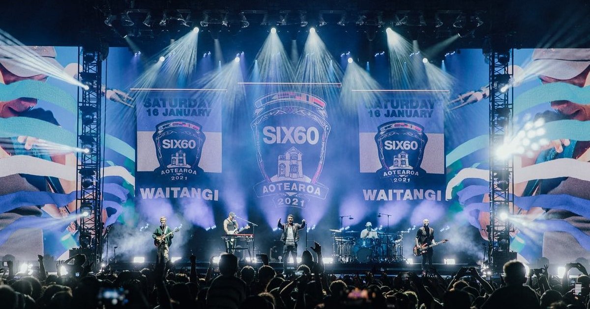 Thousands Attend Massive Outdoor Concert In New Zealand | Elite Readers