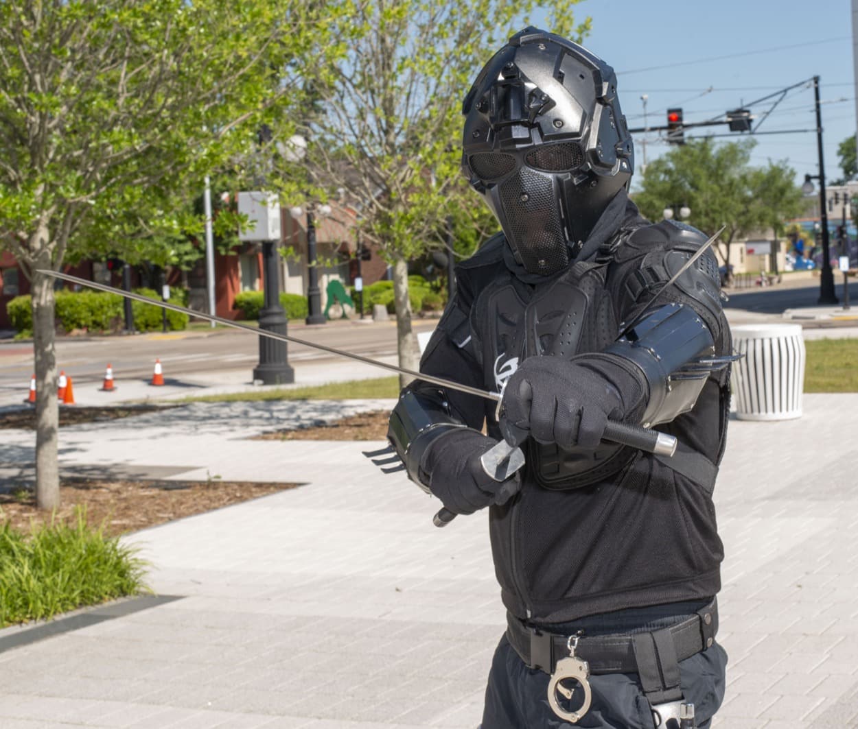 ‘Real-Life Superhero’ Is On A Mission To Hunt Serial Killer | Elite Readers